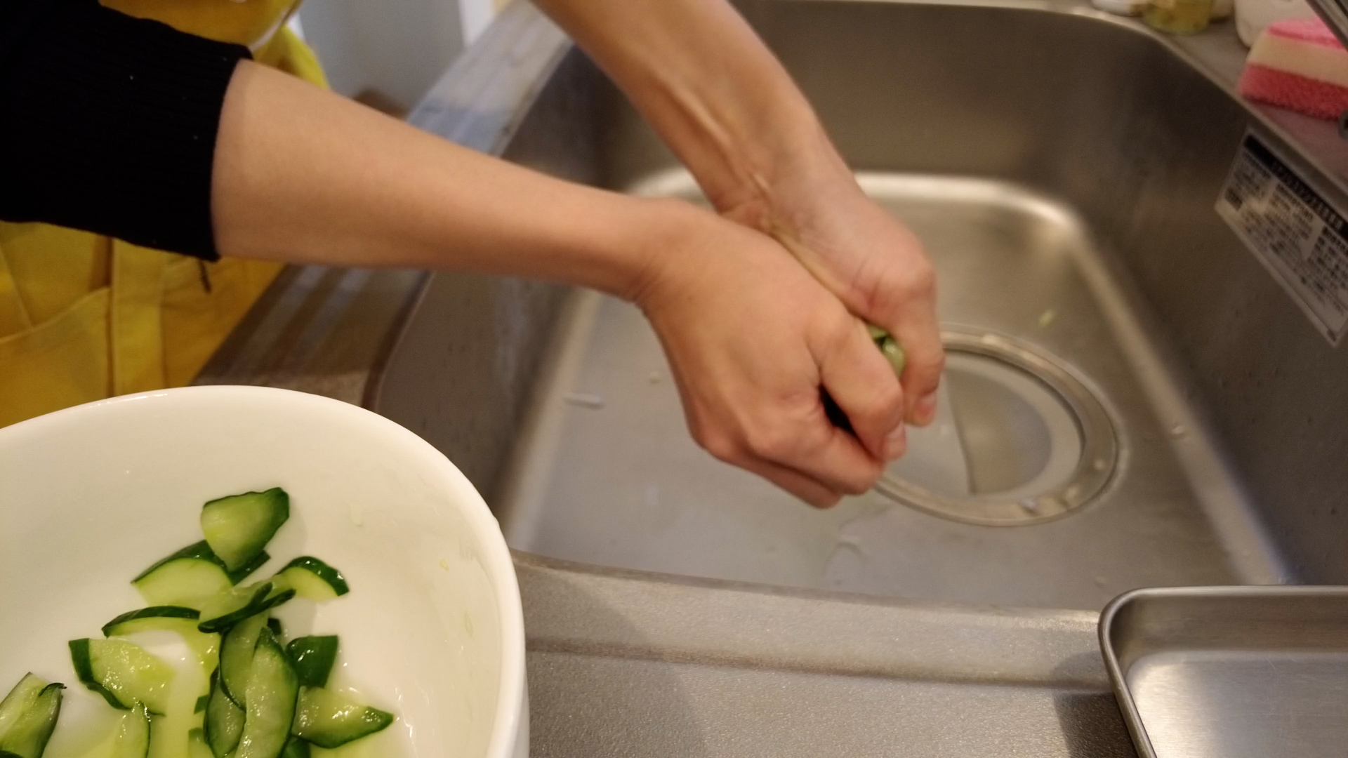 Marinated Tofu Sandwich with Cucumbers – AYANA GOHAN