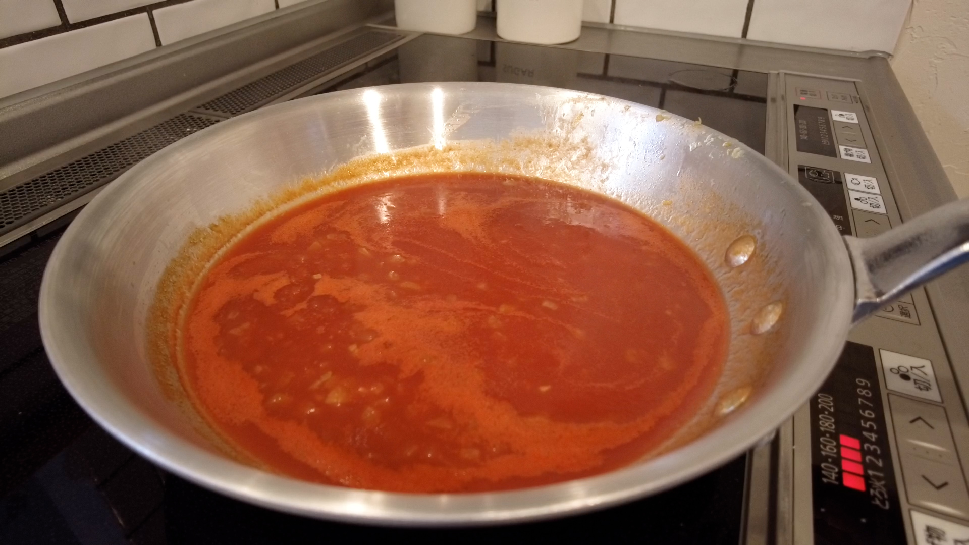 Home-made Tomato Sauce – AYANA GOHAN