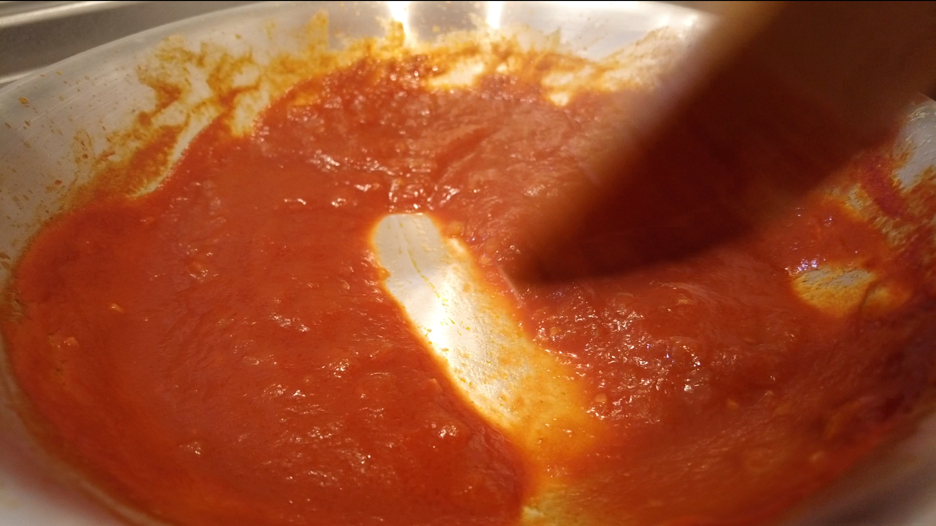 Home-made Tomato Sauce – AYANA GOHAN